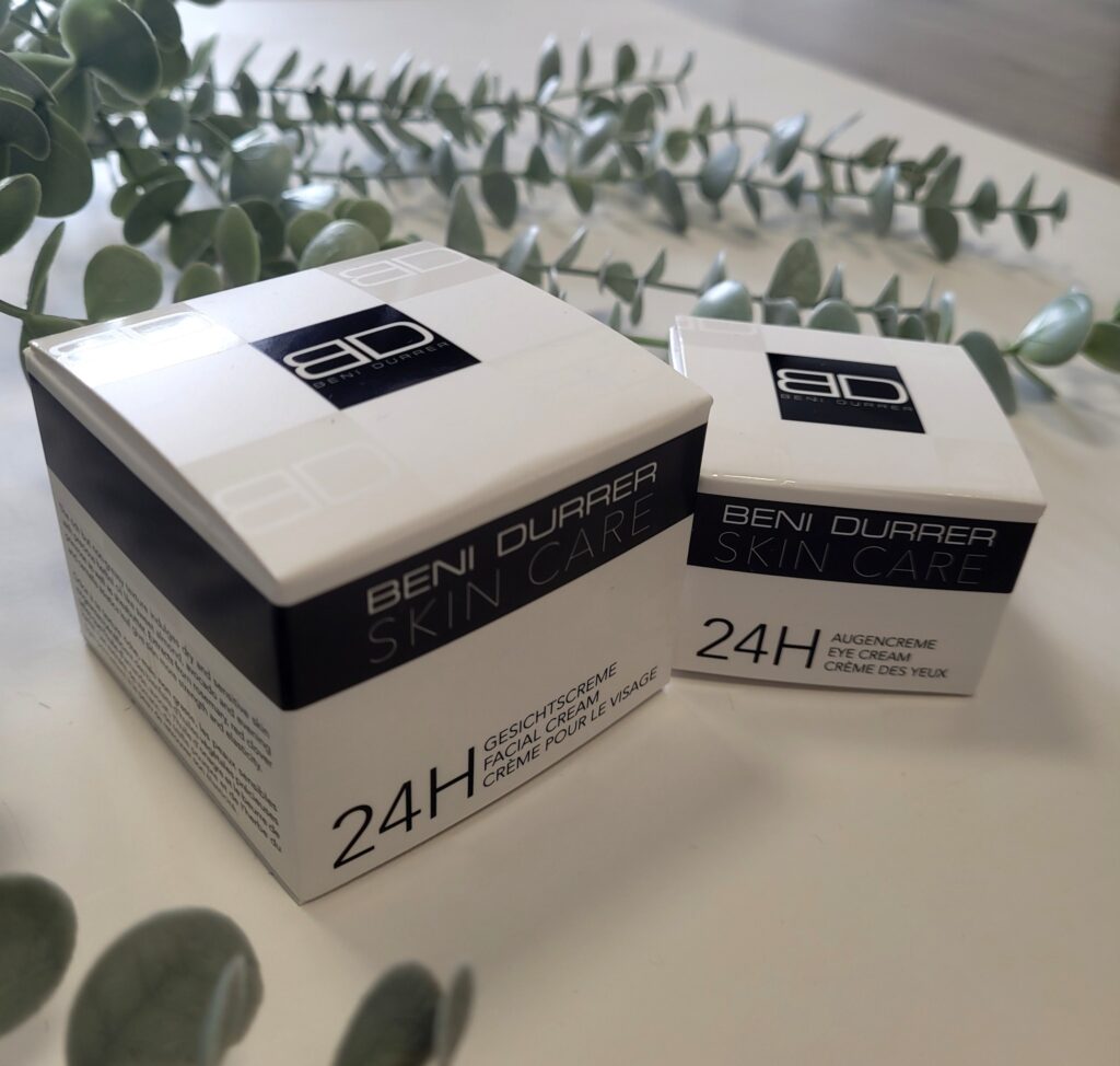 Meikkaamisrutiineihin kuuluu luonnollisesti ihon päivittäinen puhdistus ...